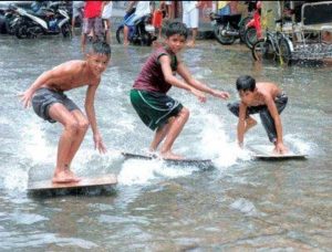 Floods can’t stop the Filipinos from having fun | Buchiblo